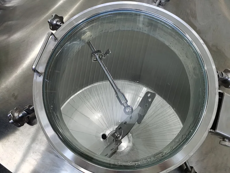 What is the difference between a mash tun and lauter tun?